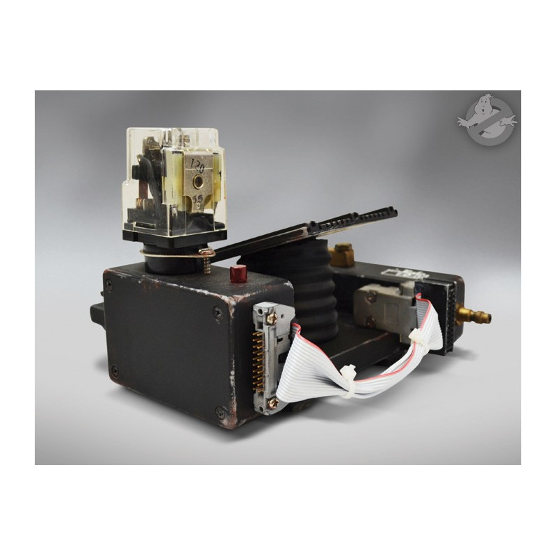 GHOSTBUSTERS – Ghost Trap Prop Replica
