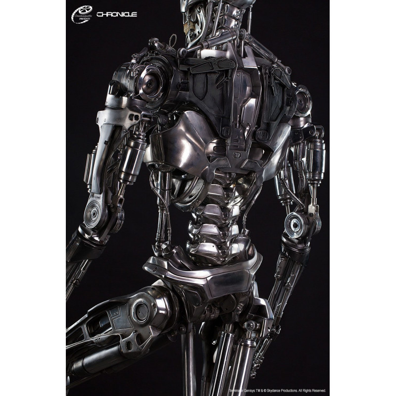 Terminator Genisys Life-Size Statue T-800 Endoskeleton 198 cm